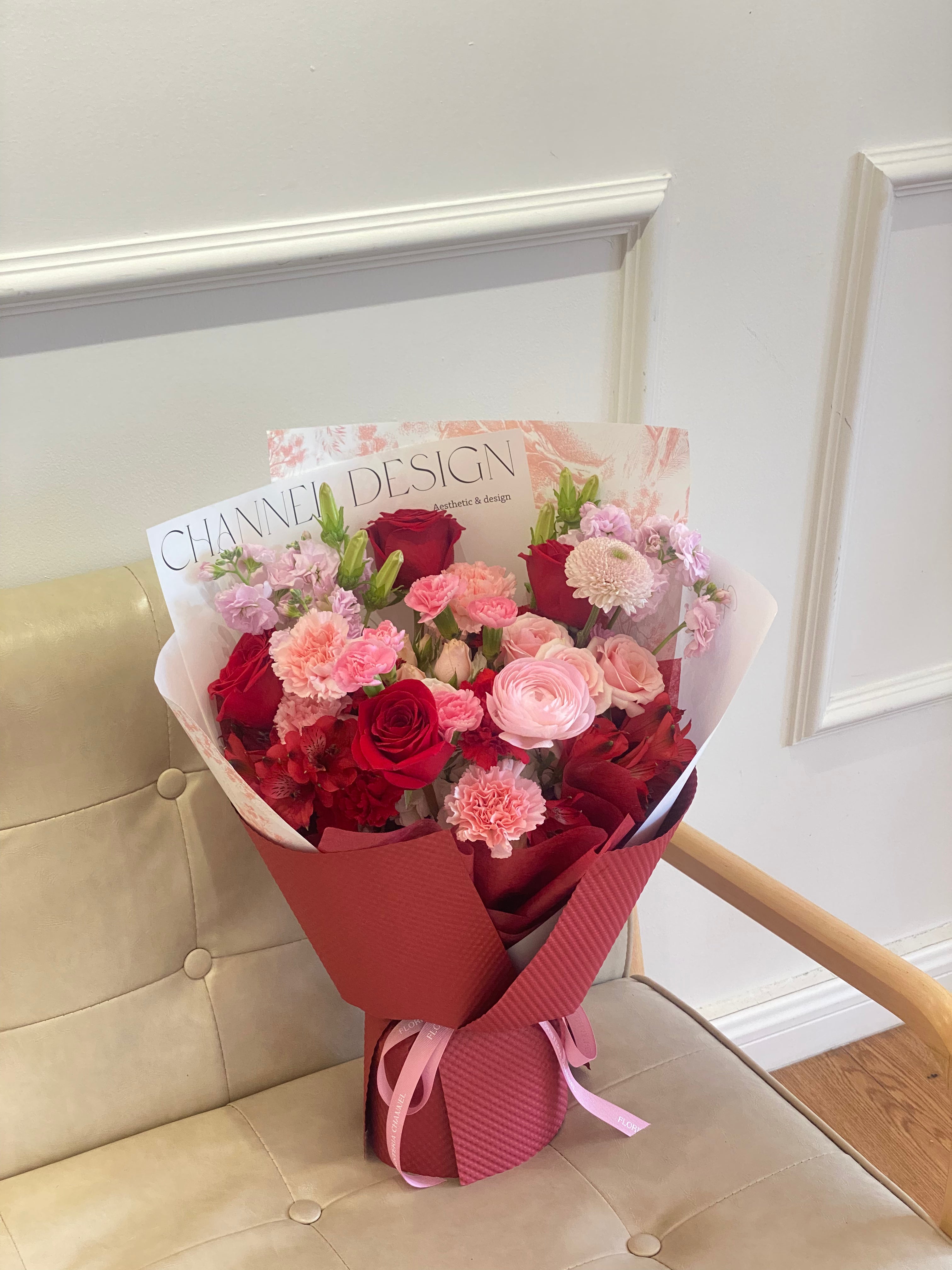 Mix Flores M Rojo – Floristeria Channel